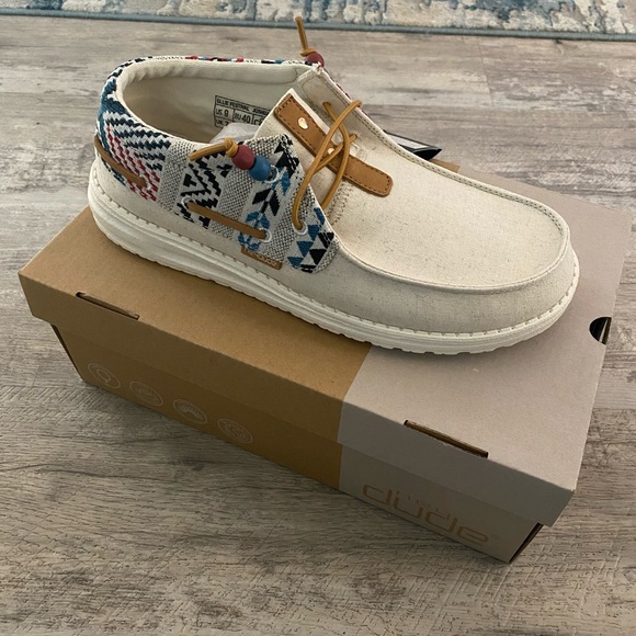 Hey Dude | Shoes | Nwt And Box Hey Dude Wendy Buckle Exclusive Ellie ...